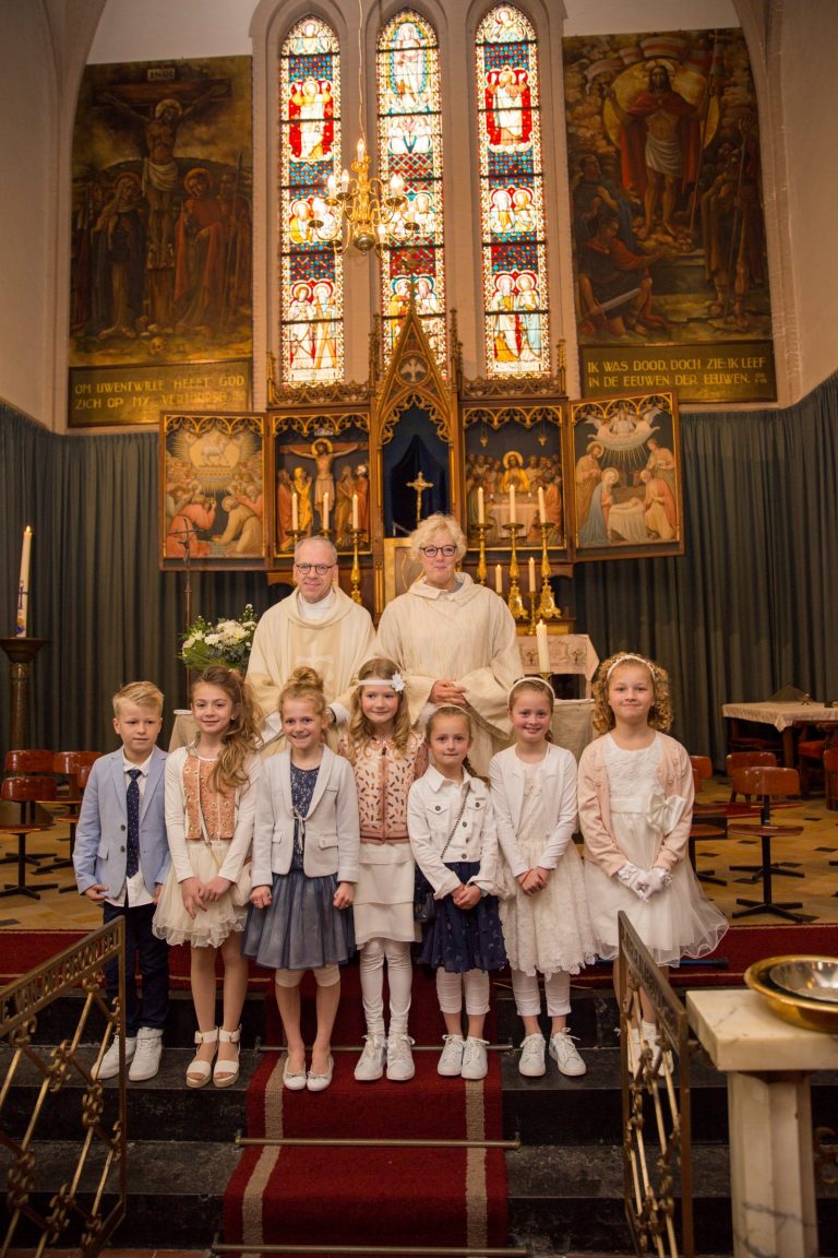 Eerste Communie - Parochie De Heilige Familie